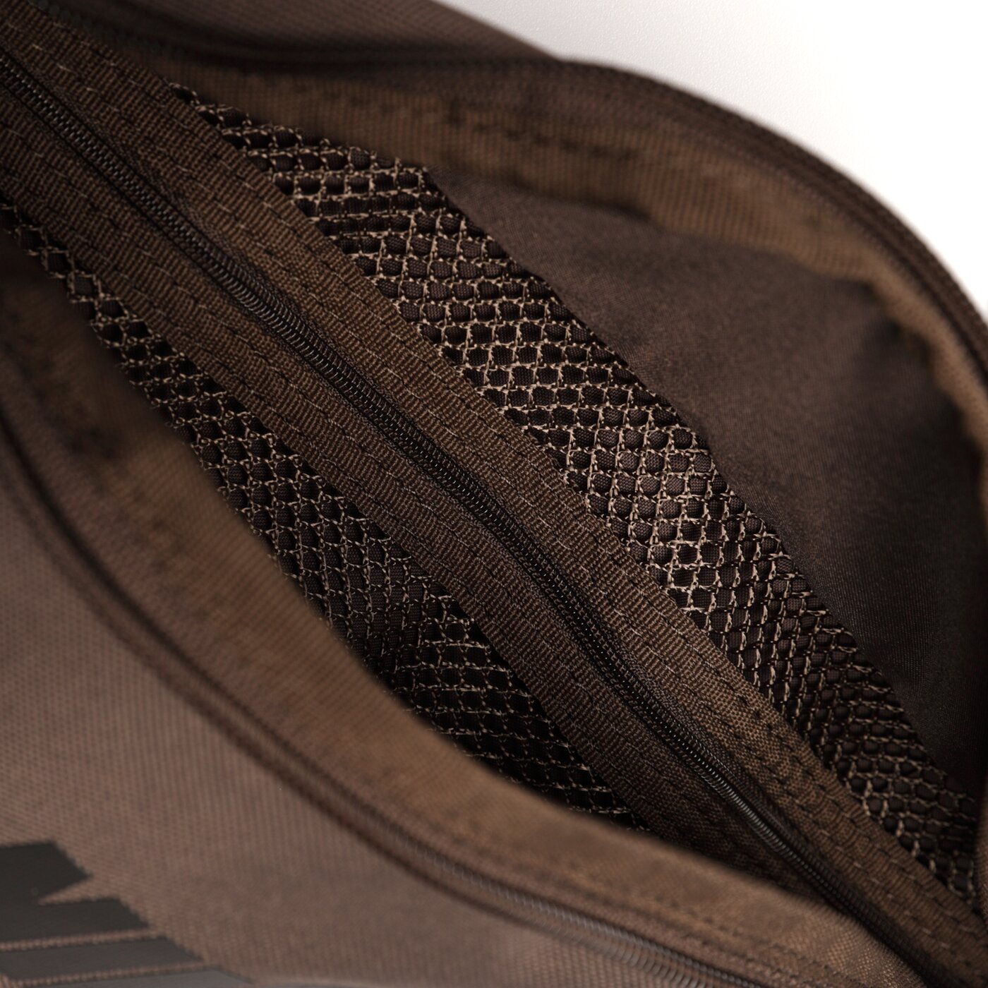 NIKE TASCHE NIKE HERITAGE SCHWARZ DB0490-004 | Sizeer.de