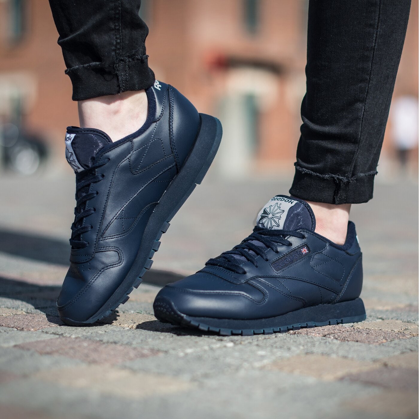 REEBOK CLASSIC LEATHER Dunkelblau V70674 | Sizeer.de