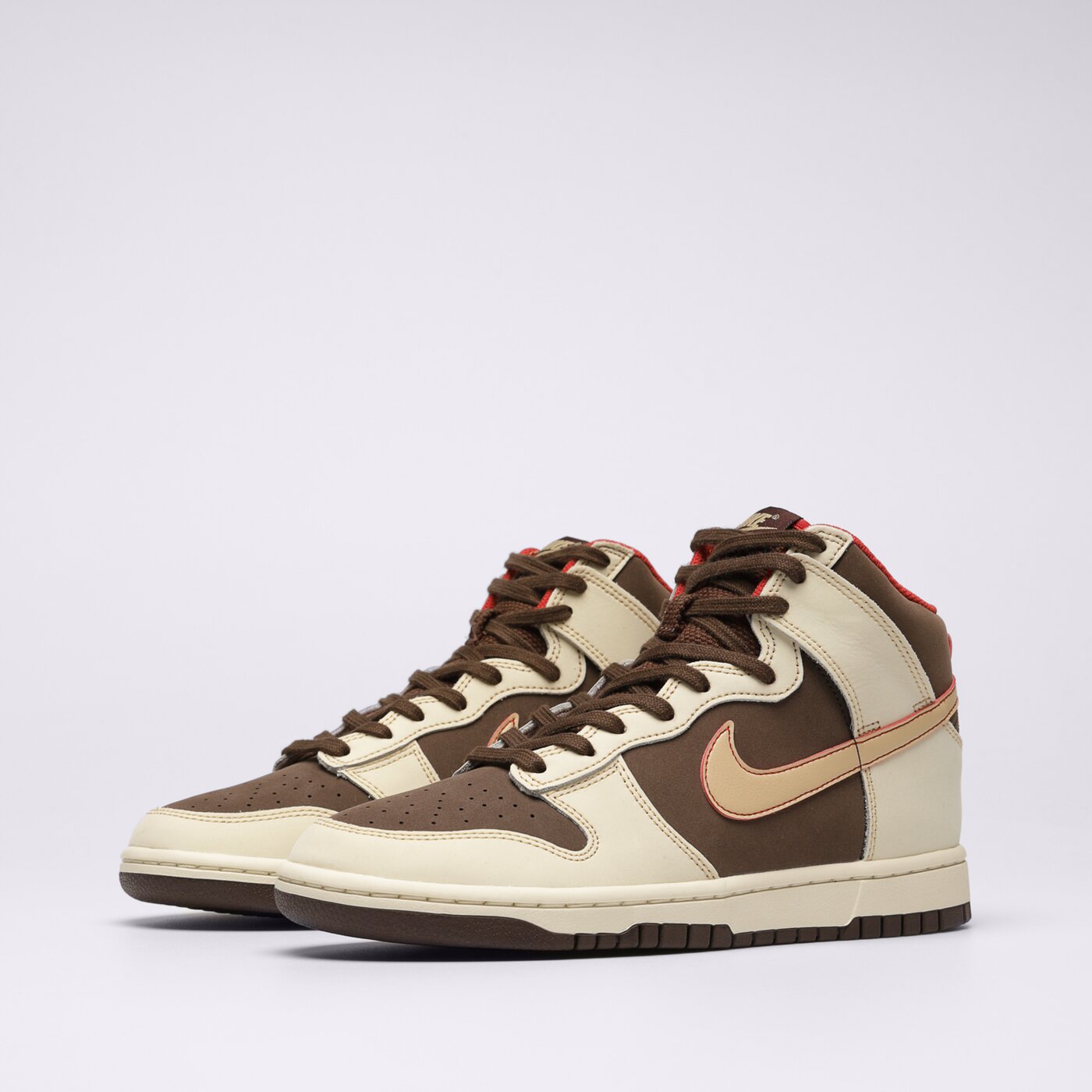 NIKE DUNK HIGH RETRO SE Braun FB8892-200 | Sizeer.de