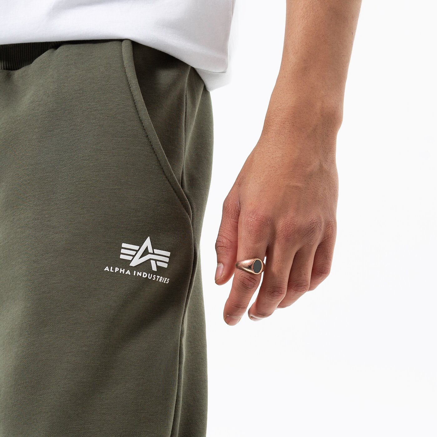 ALPHA INDUSTRIES HOSE BASIC JOGGER SL 116370-142 | Grau | 39,99 EUR | Hosen | Sizeer.de