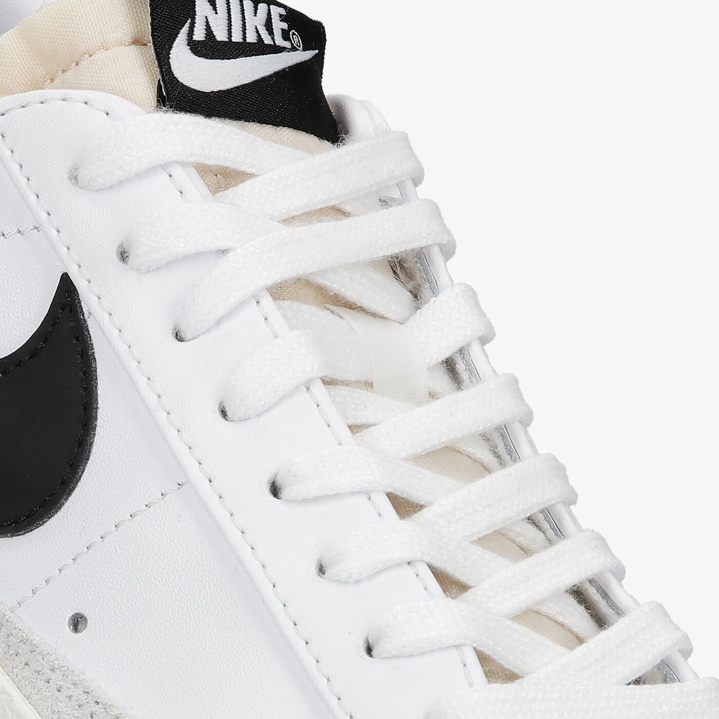 NIKE BLAZER LOW '77 DC4769-102 | WEIß | 51,99 € | Sneaker | Sizeer.de